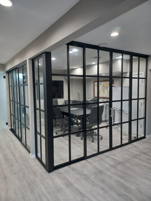 5 Benefits of Glass Wall Panels for Your Office